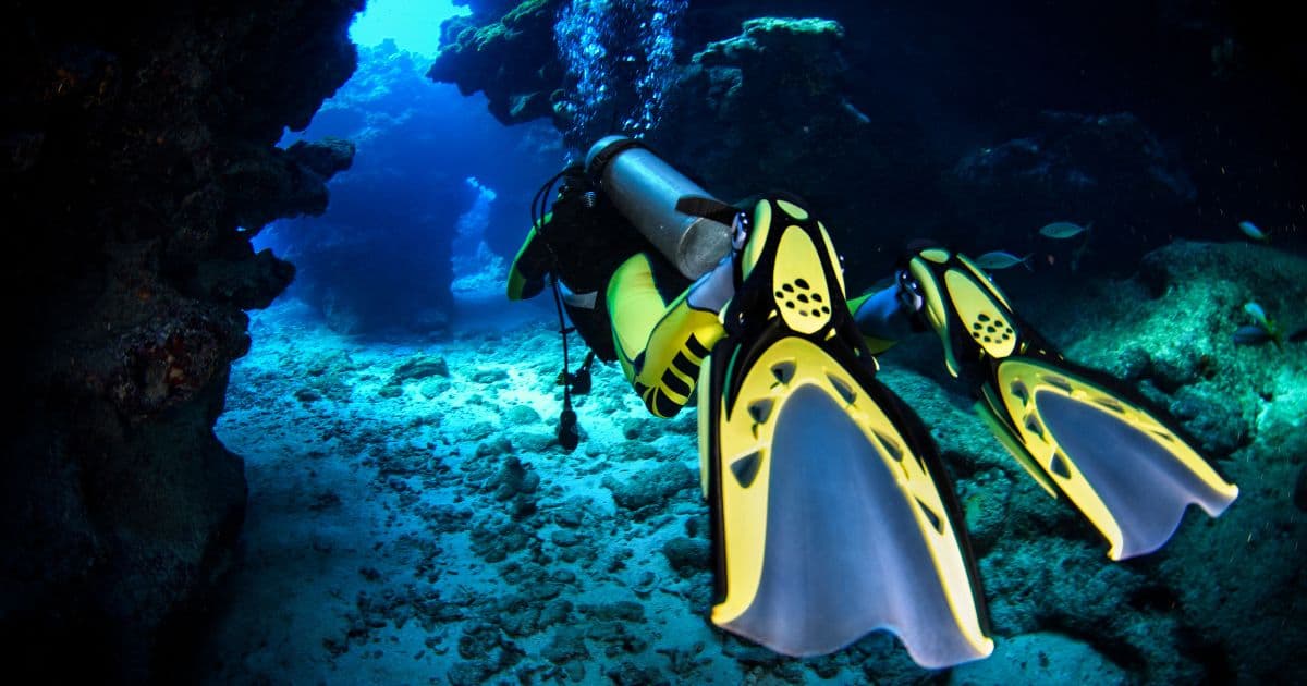 Why Is Cave Diving Dangerous? Exploring The Hazards Beneath The Surface